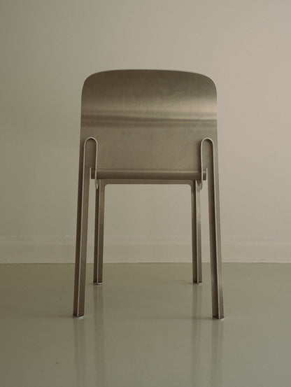 Rivet Chair by Frama – Really Well Made