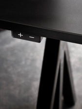 Height Adjustable Work Desk by String – Really Well Made