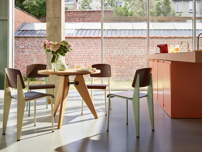Standard SP Chair by Vitra – Really Well Made