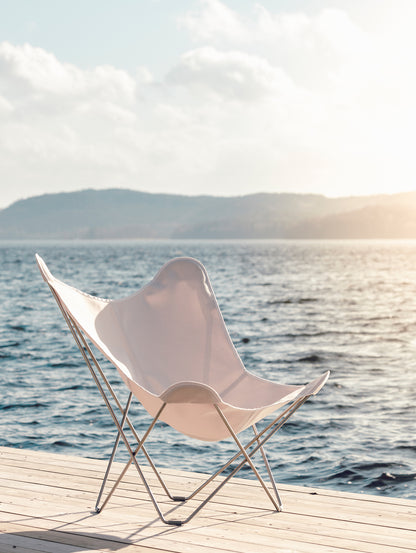 Sunshine Mariposa Butterfly Chair by Cuero – Really Well Made