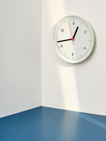 Wall Clock by HAY – Really Well Made